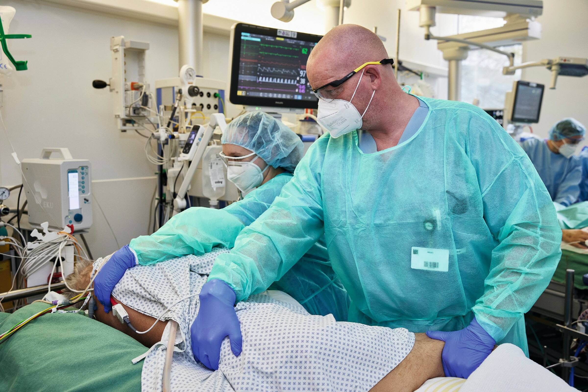 Bauchlage und Bewegung